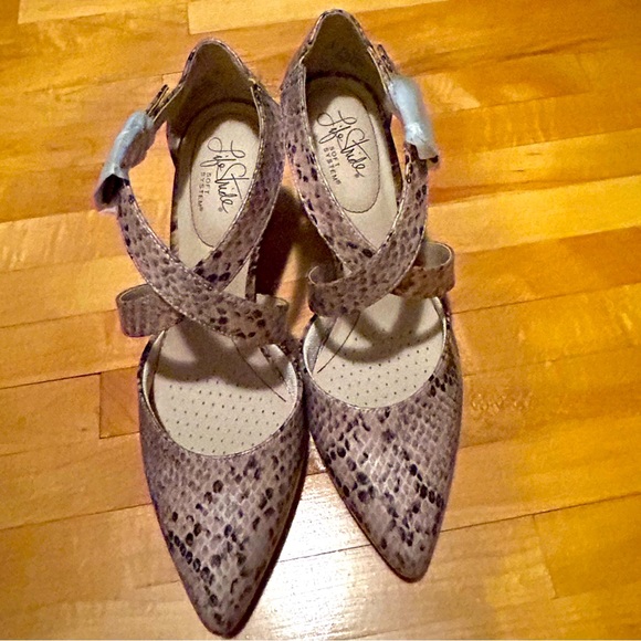 Shoes | Nwot Snake Print Pumps Yea | Poshmark